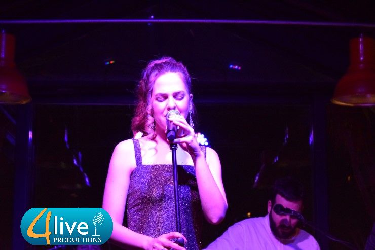 Η Ρένα Μόρφη, ως “Σούλη Ανατολή”, μας ταξίδεψε πίσω στον χρόνο! | 4live.gr